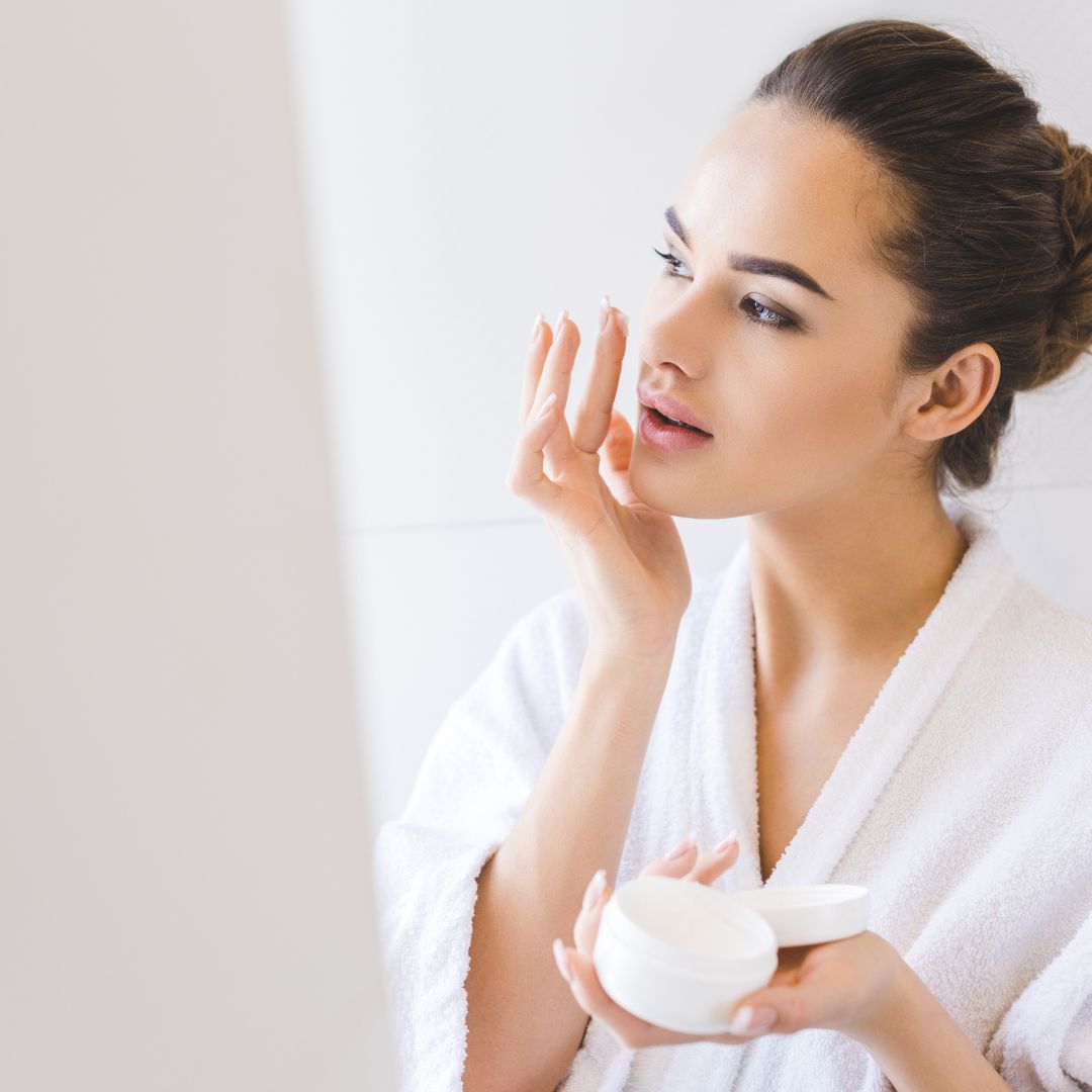 Νέα σειρά 2023 για Ενυδάτωση - Ultima Derma Natural Dermaceuticals